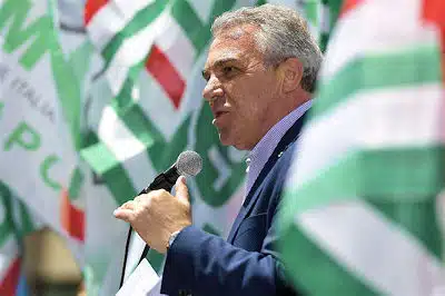 Lavoro gestito anche dai lavoratori- UNOeTRE.it